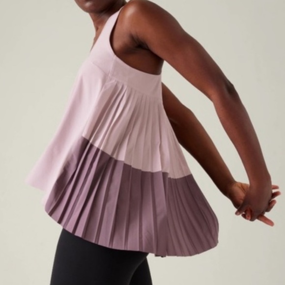 Athleta | Tops | New Athleta Swing Forward Pleated Tank | Poshmark